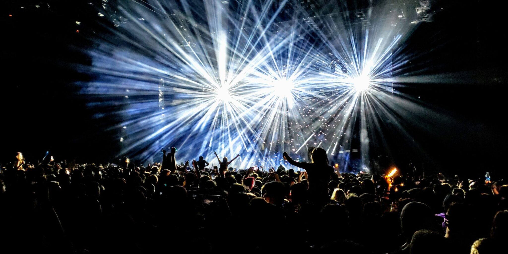 The Changing Face of Live Music: How Streaming Concerts Are Redefining ...