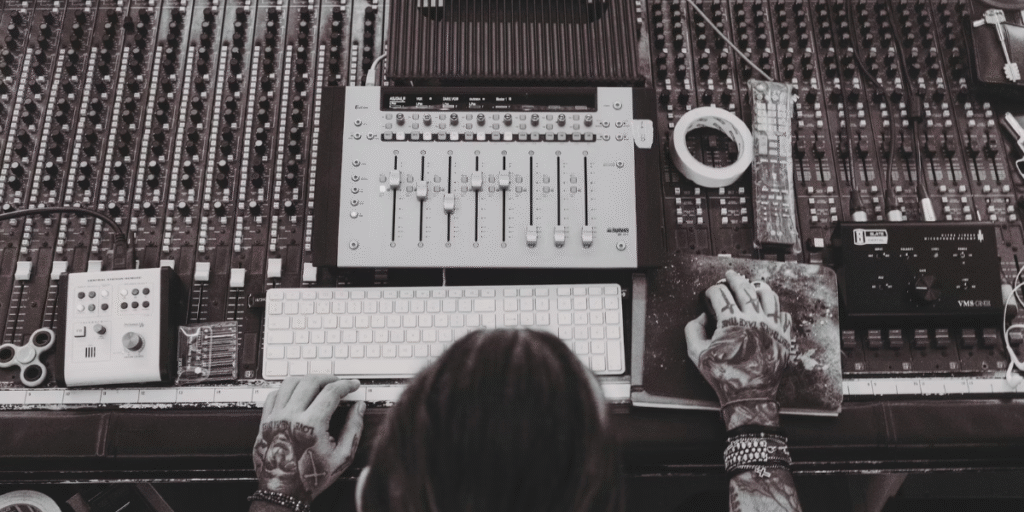 Taylor Swift Announces New Studio Album and Global Tour Expansion ...